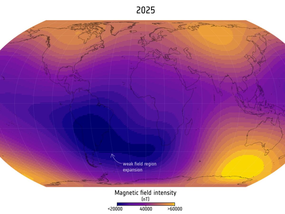ESA's Swarm Satellite Detects Significant Magnetic Field Anomaly