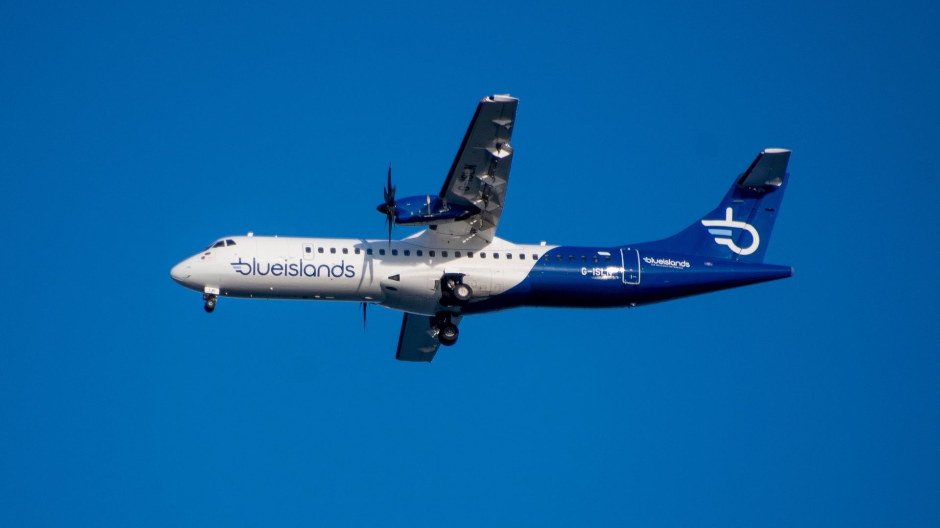 Blue Islands Suspends Operations, Leaving Thousands Stranded