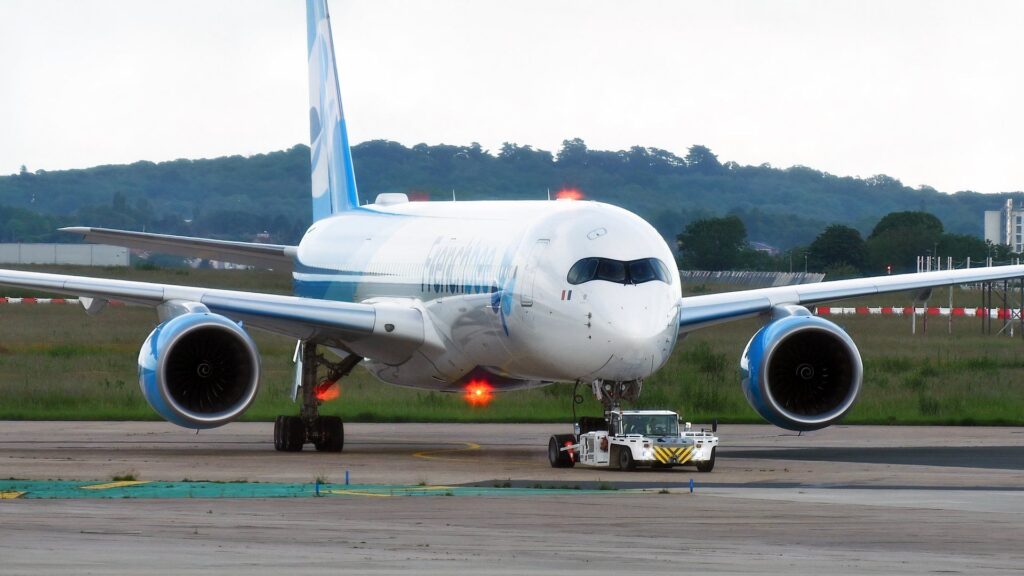 Delta Air Lines Joins Eight Carriers Launching A350-1000 in 2026